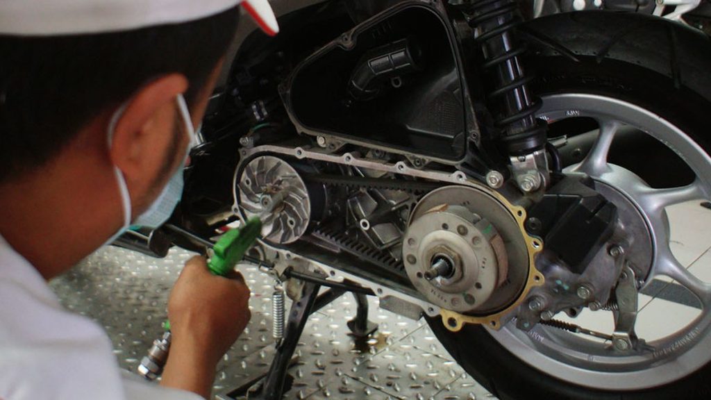 Tips Merawat Roller Motor Matic agar Awet dan Prima – Lakey Banget Tips Merawat Roller Motor Matic agar Awet dan Prima – Lakey Banget